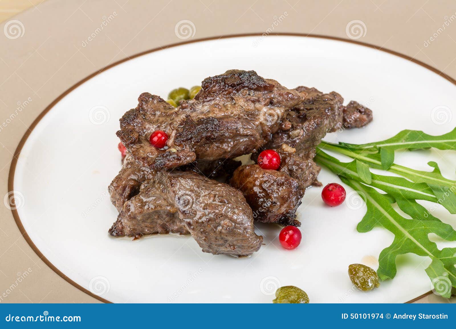Venaison rôtie photo stock. Image du plaque, cuisine - 50101974