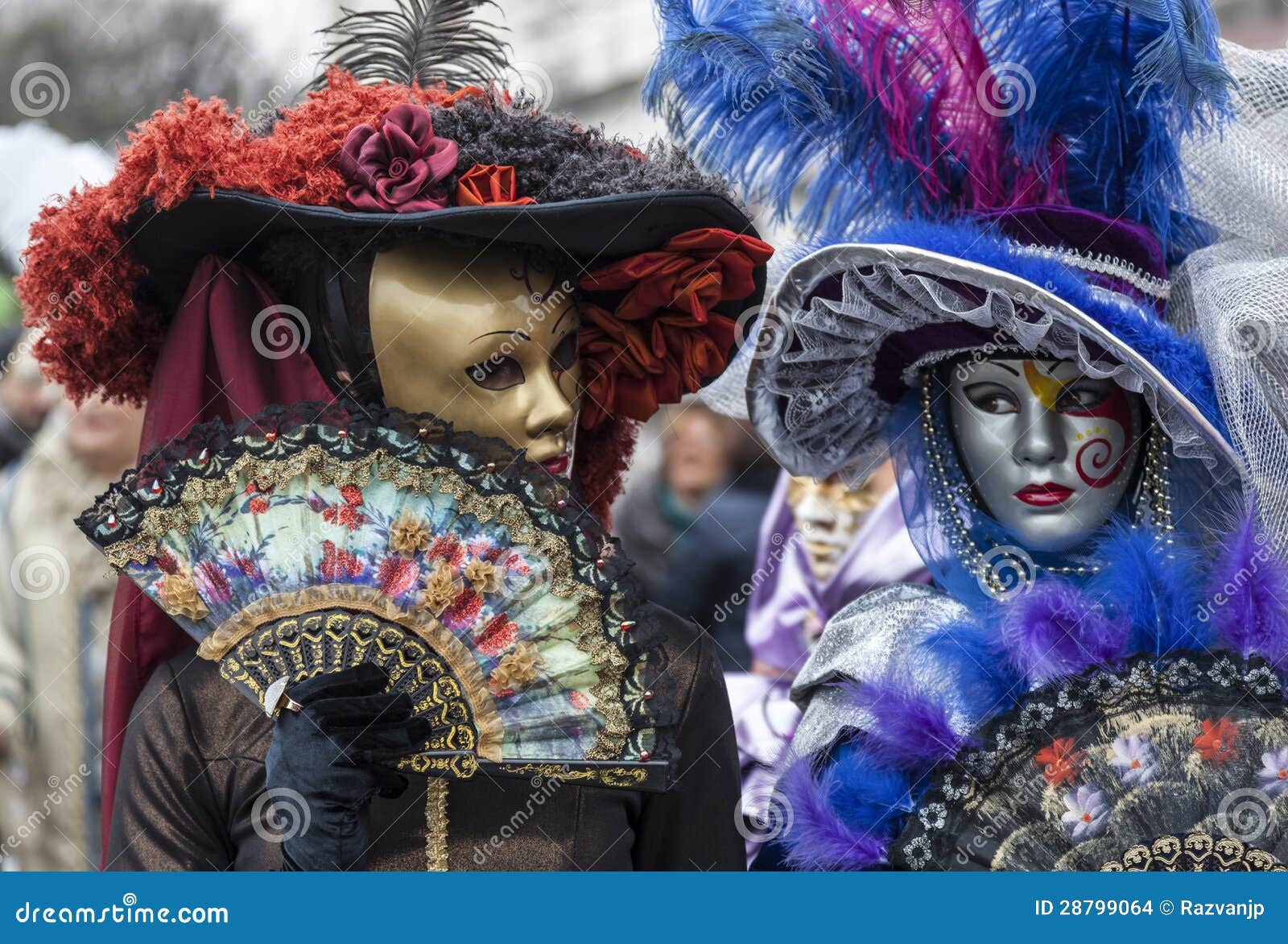 Venetiaanse Maskers redactionele stock afbeelding. Image of levensstijl ...