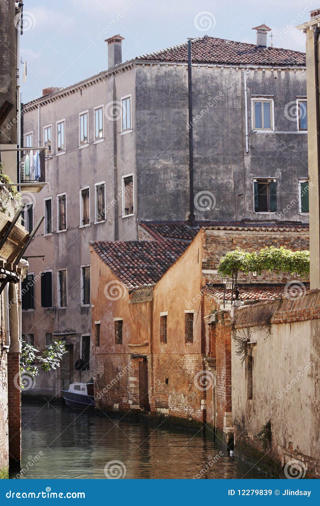 Venetian backstreet stock image. Image of ancient, boat - 12279839