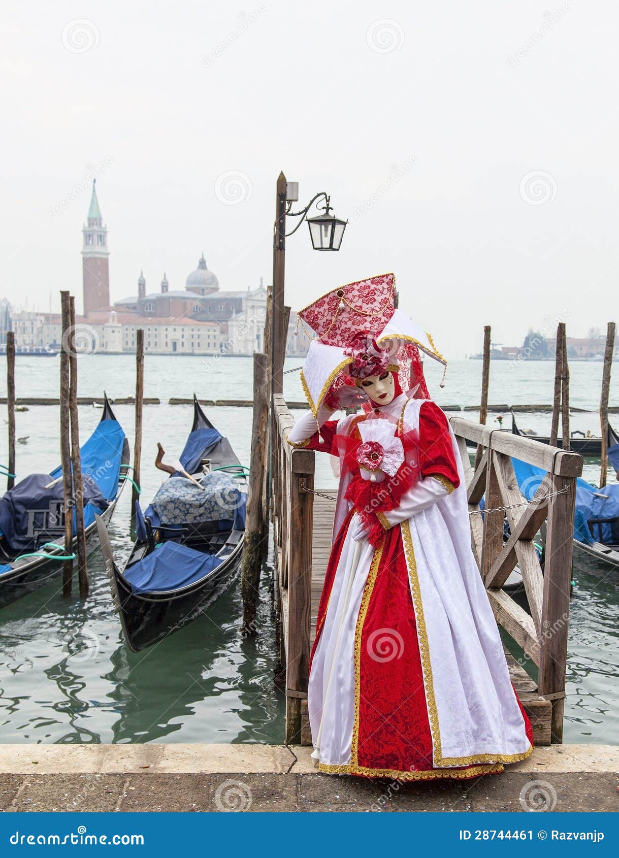 Venetian Costume editorial photo. Image of celebration - 28744461