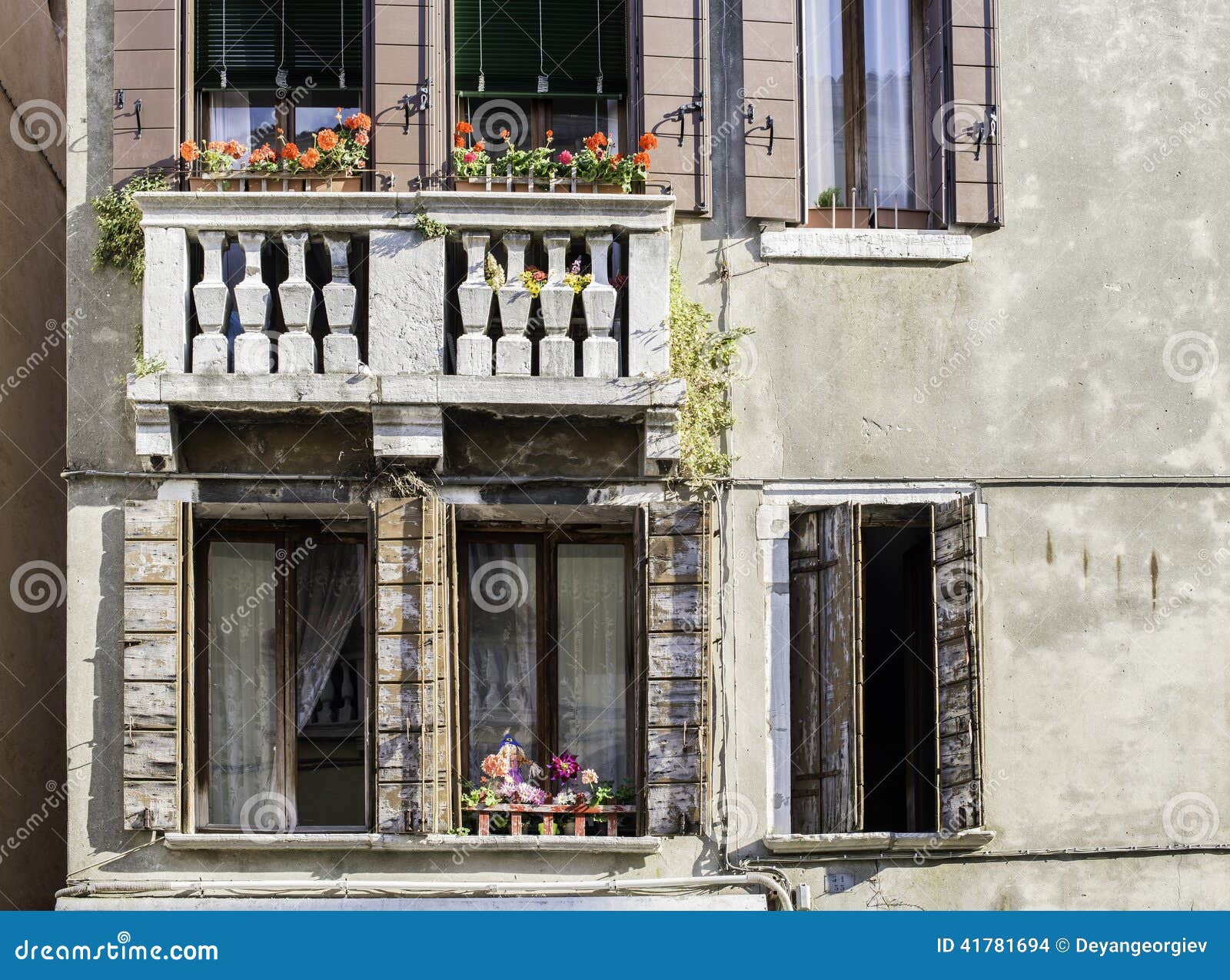 Venetian Windows Stock Image | CartoonDealer.com #142703389