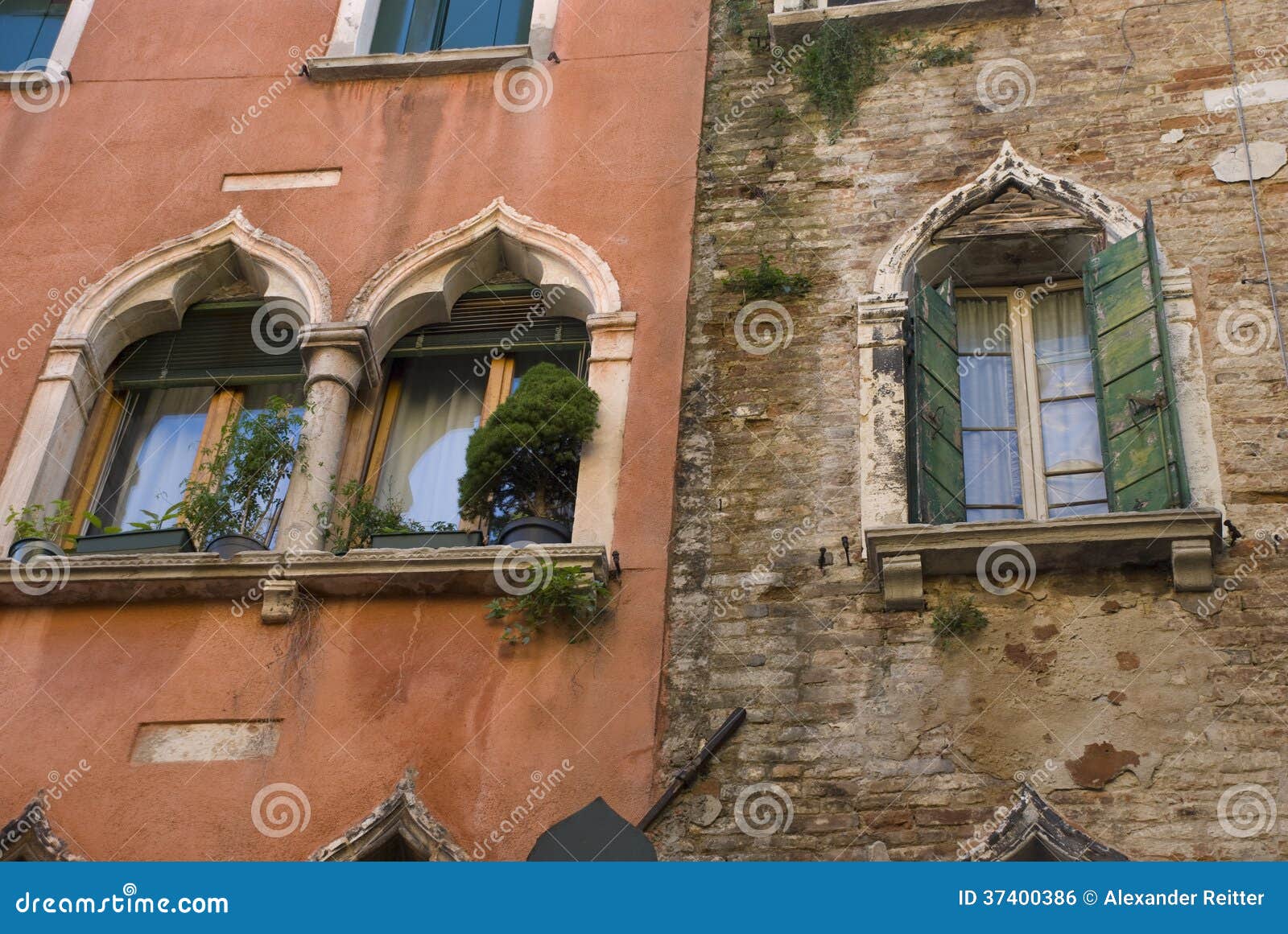 Venetian windows, italy stock photo. Image of houses - 37400386
