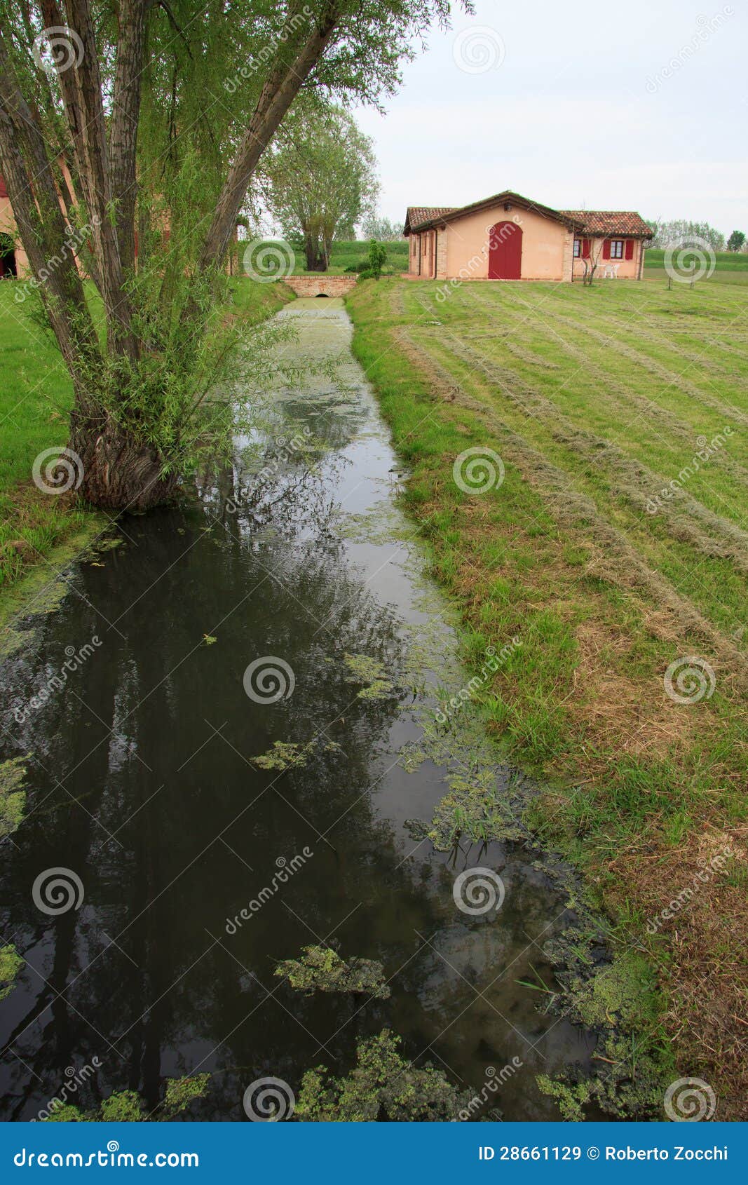Veneto countryside stock image. Image of field, country - 28661129