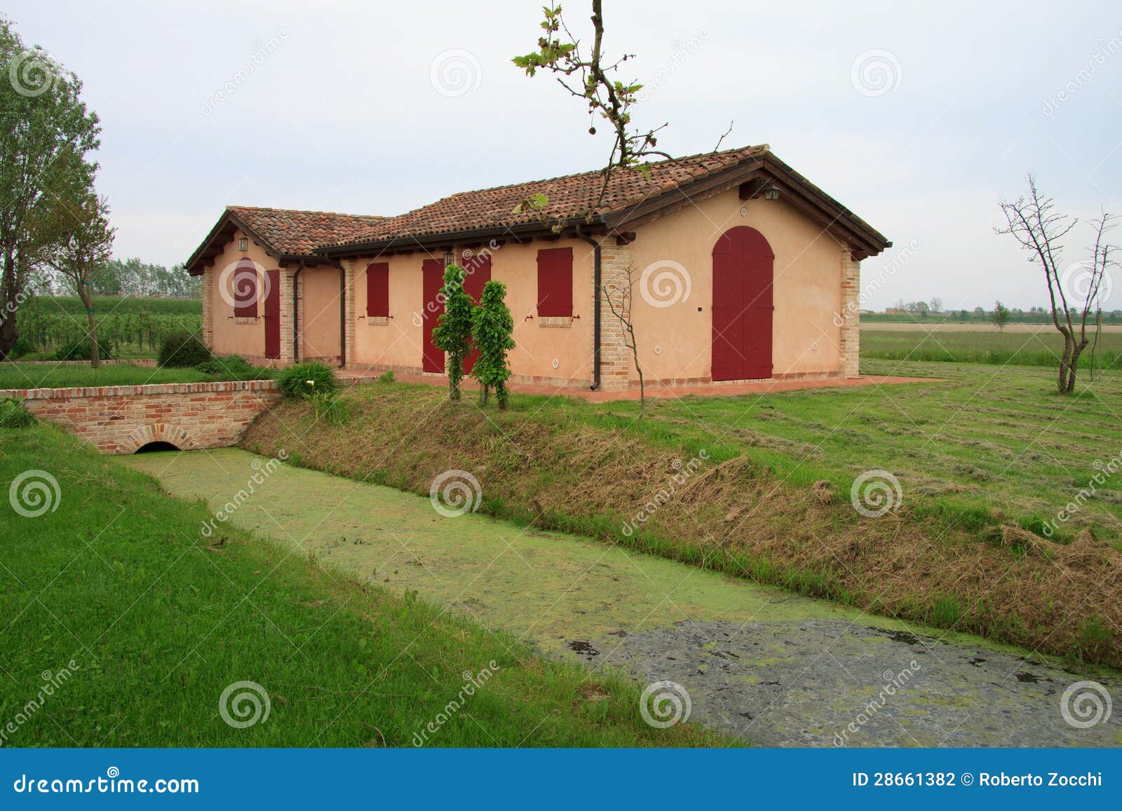 Veneto countryside stock photo. Image of home, water - 28661382