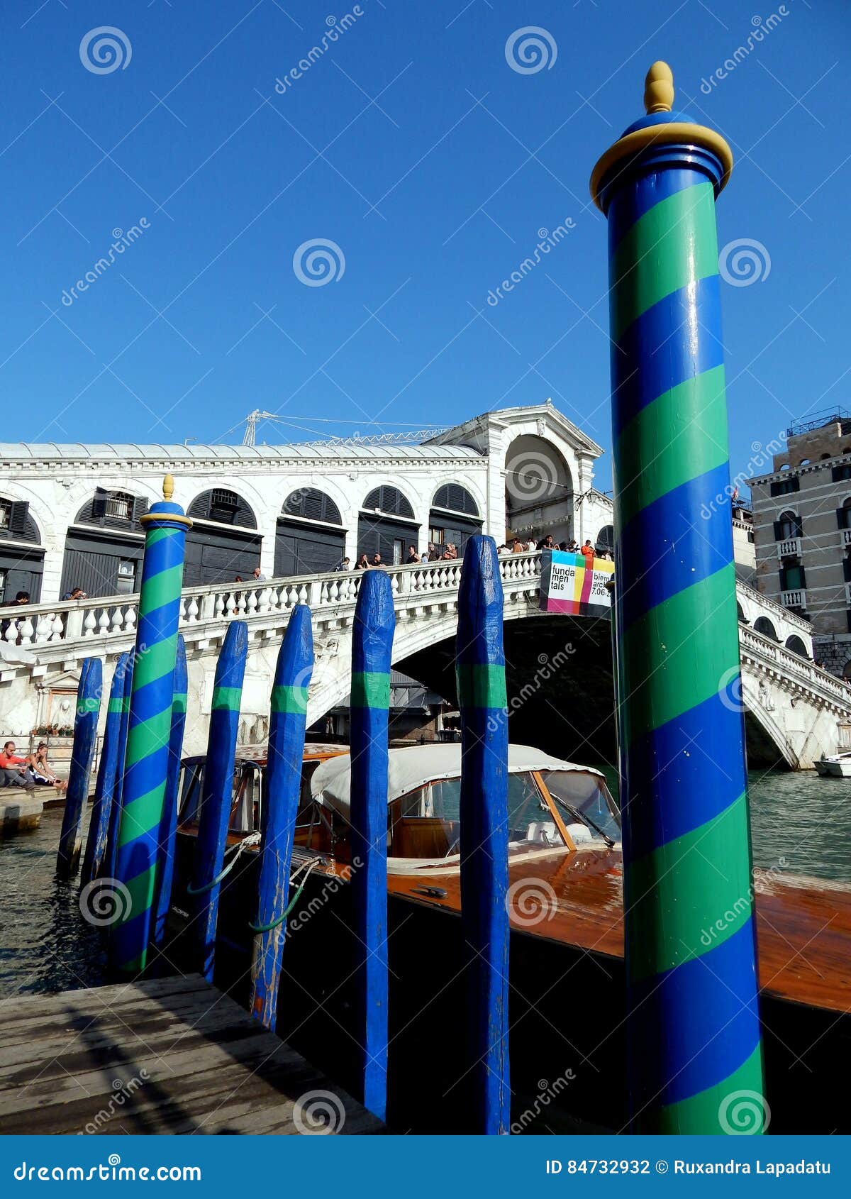 Venice Columns editorial photography. Image of water - 84732932