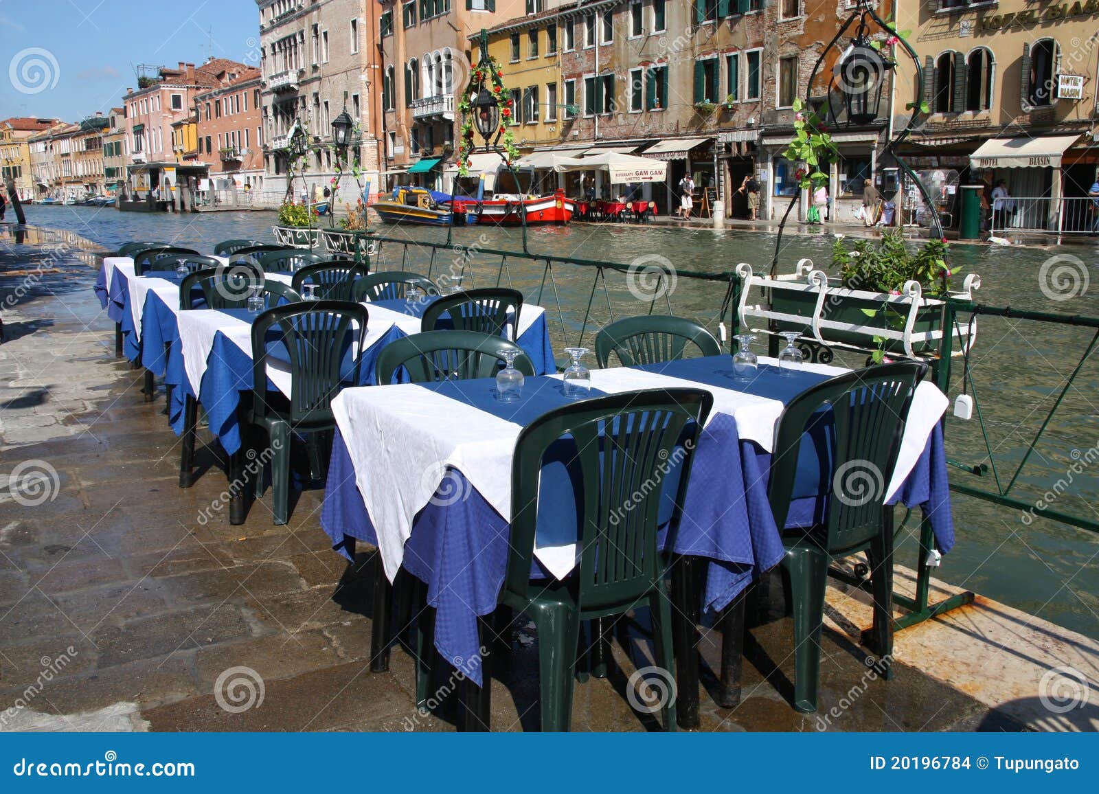 Venice restaurant editorial stock image. Image of unesco - 20196784
