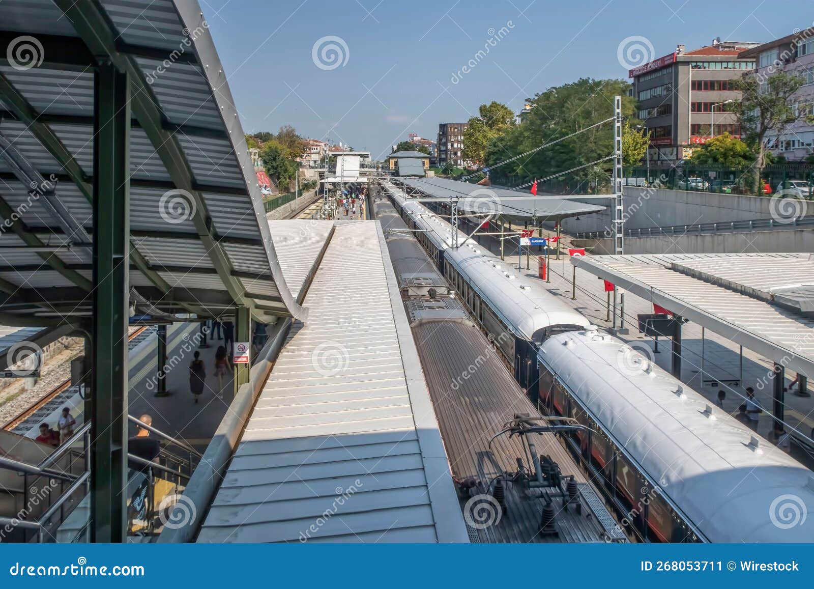 Venice Simplon Orient Express Train on the Railway Editorial Photo ...