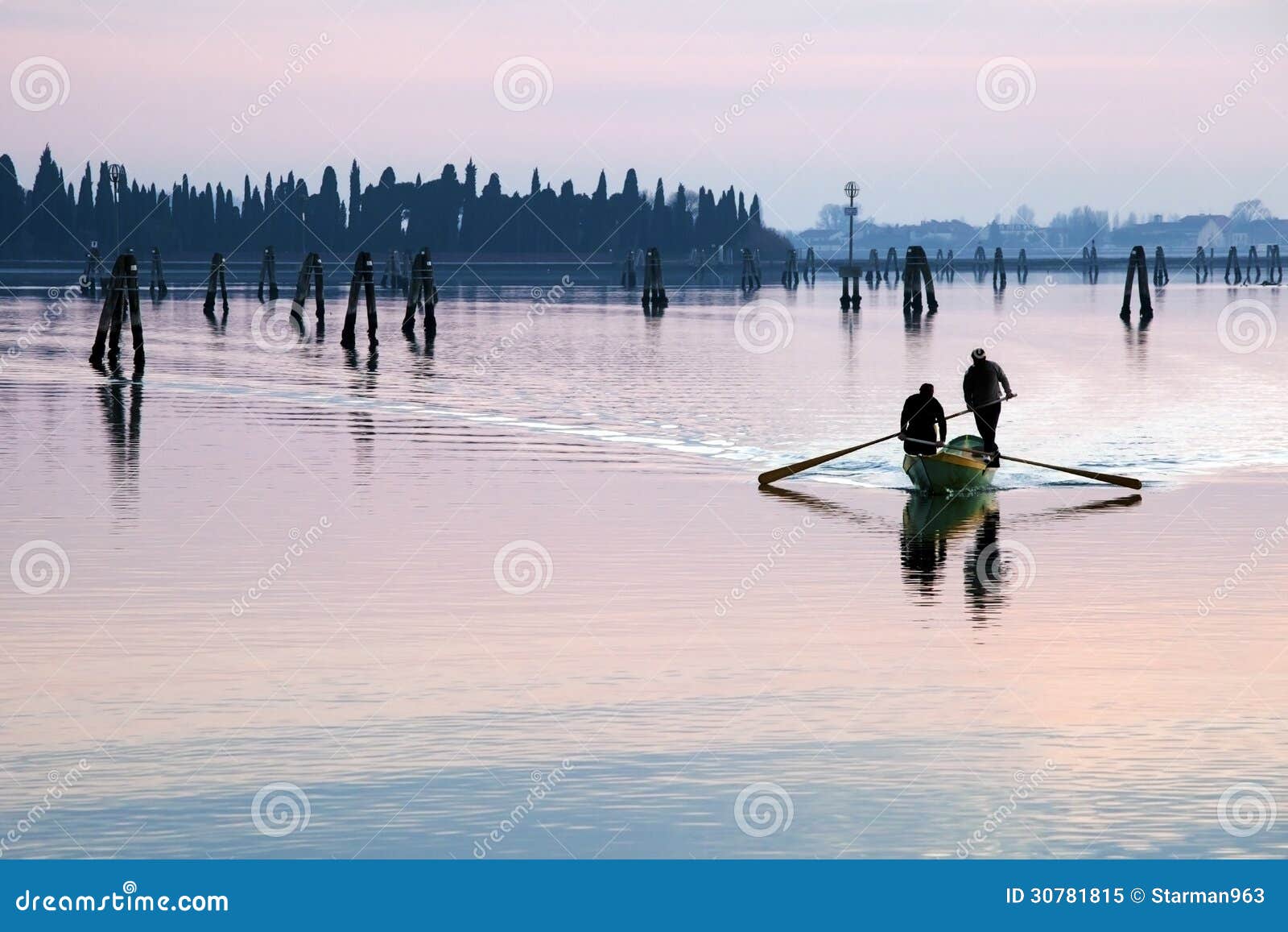 Venice Sunset Silhouette of Men Rowing Stock Image - Image of sport ...
