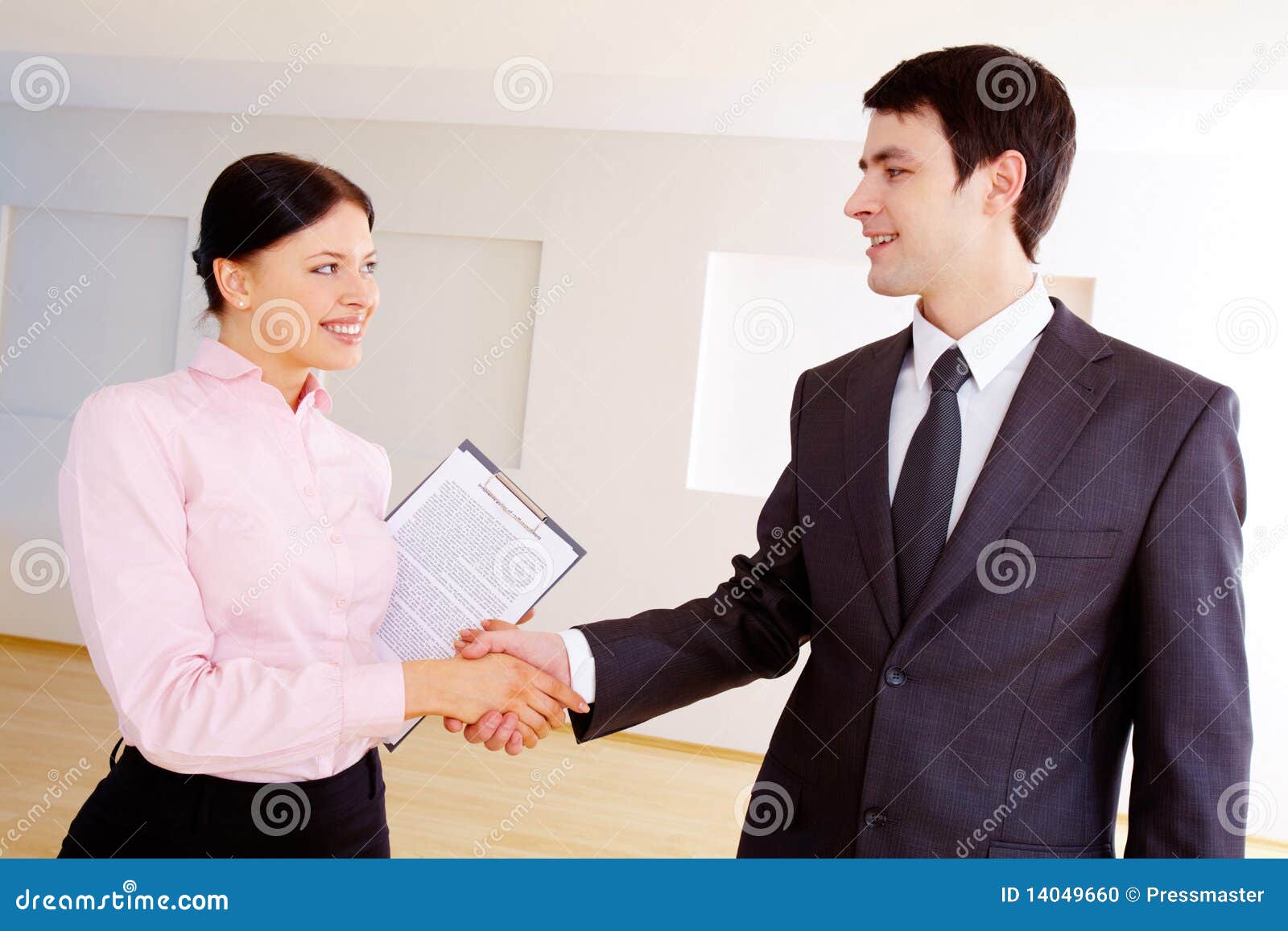 Vennootschap stock foto. Image of handdruk, groep, gelukwens - 14049660