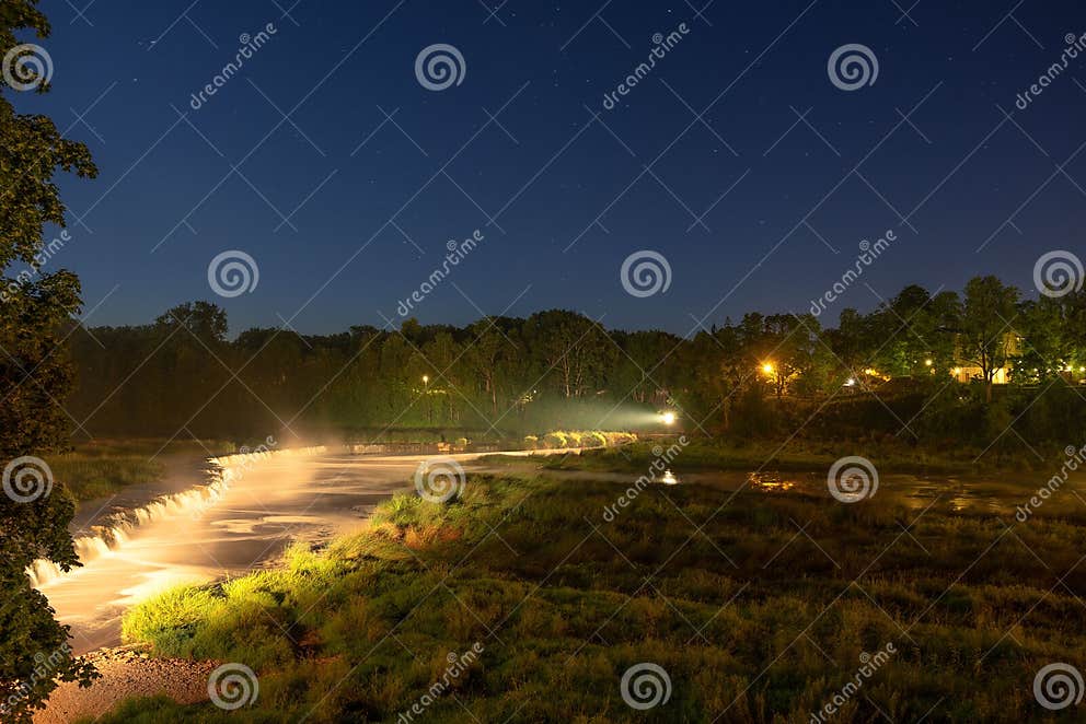 Venta Rapid Waterfall in in the Green Field at Night Stock Image ...