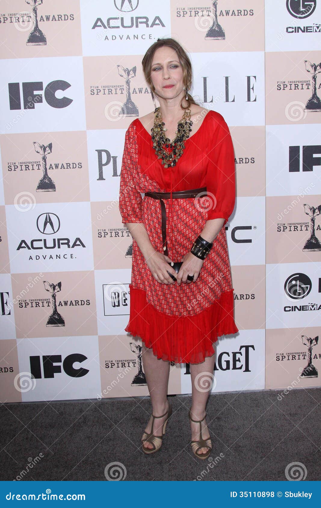 Vera Farmiga foto de stock editorial. Imagem de independente - 35110898