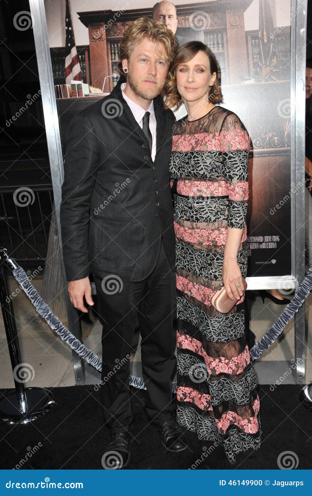 Vera Farmiga y Renn Hawkey imagen editorial. Imagen de estilo - 46149900