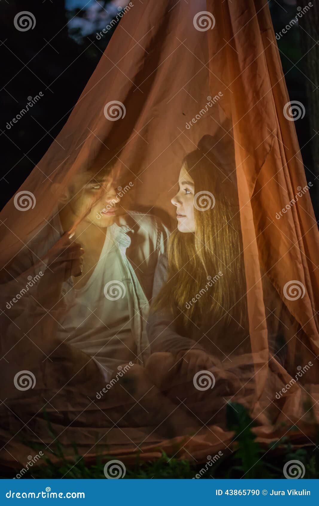 Verabredung stockfoto. Bild von jugendliche, freundschaft - 43865790