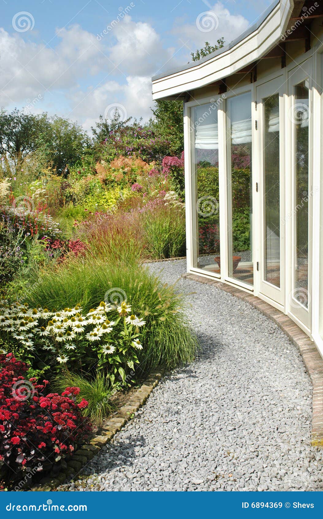 Verandah with Beautiful Garden Stock Image - Image of build, floor: 6894369