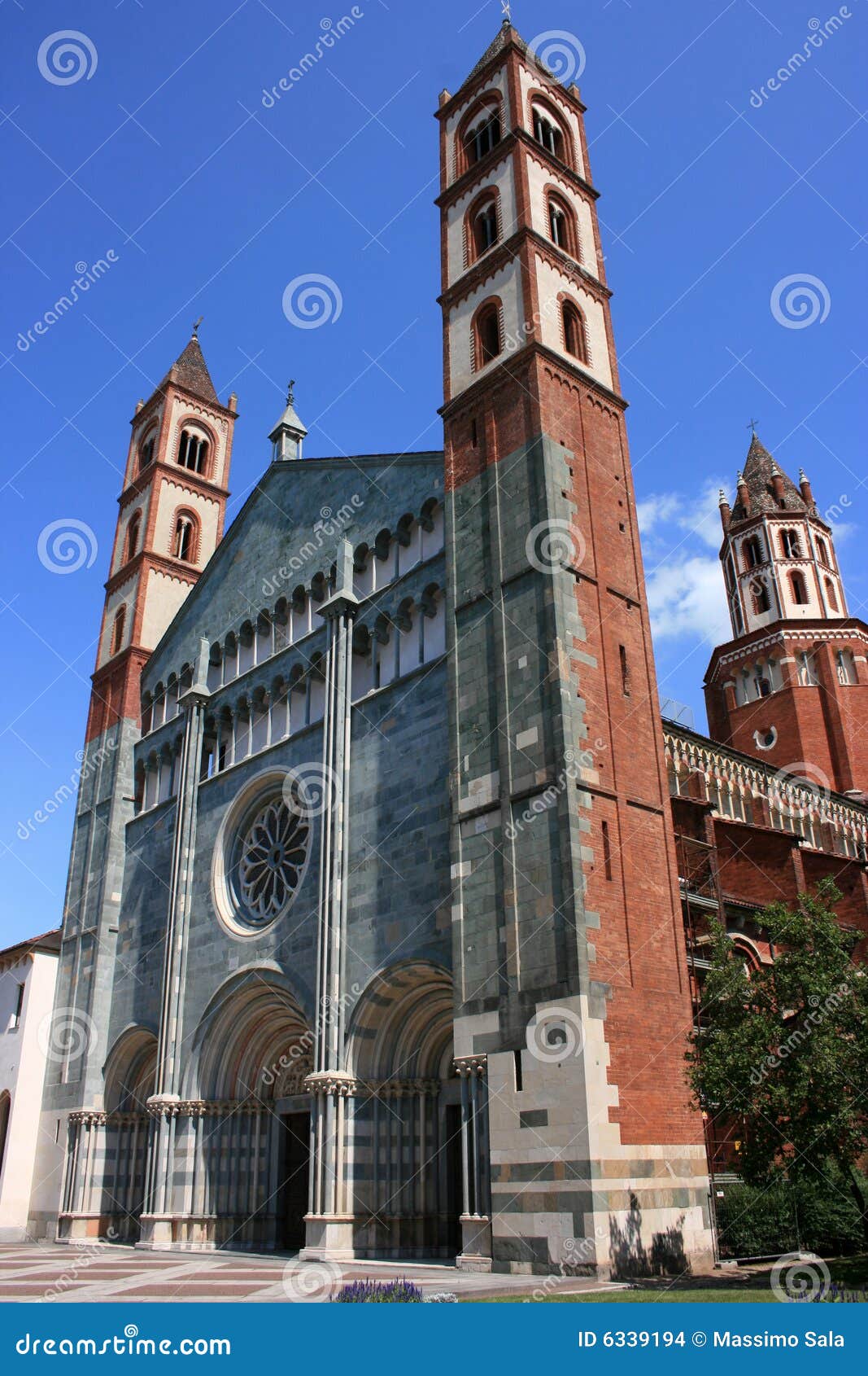 Vercelli arkivfoto. Bild av kyrka, speciell, basilika - 6339194