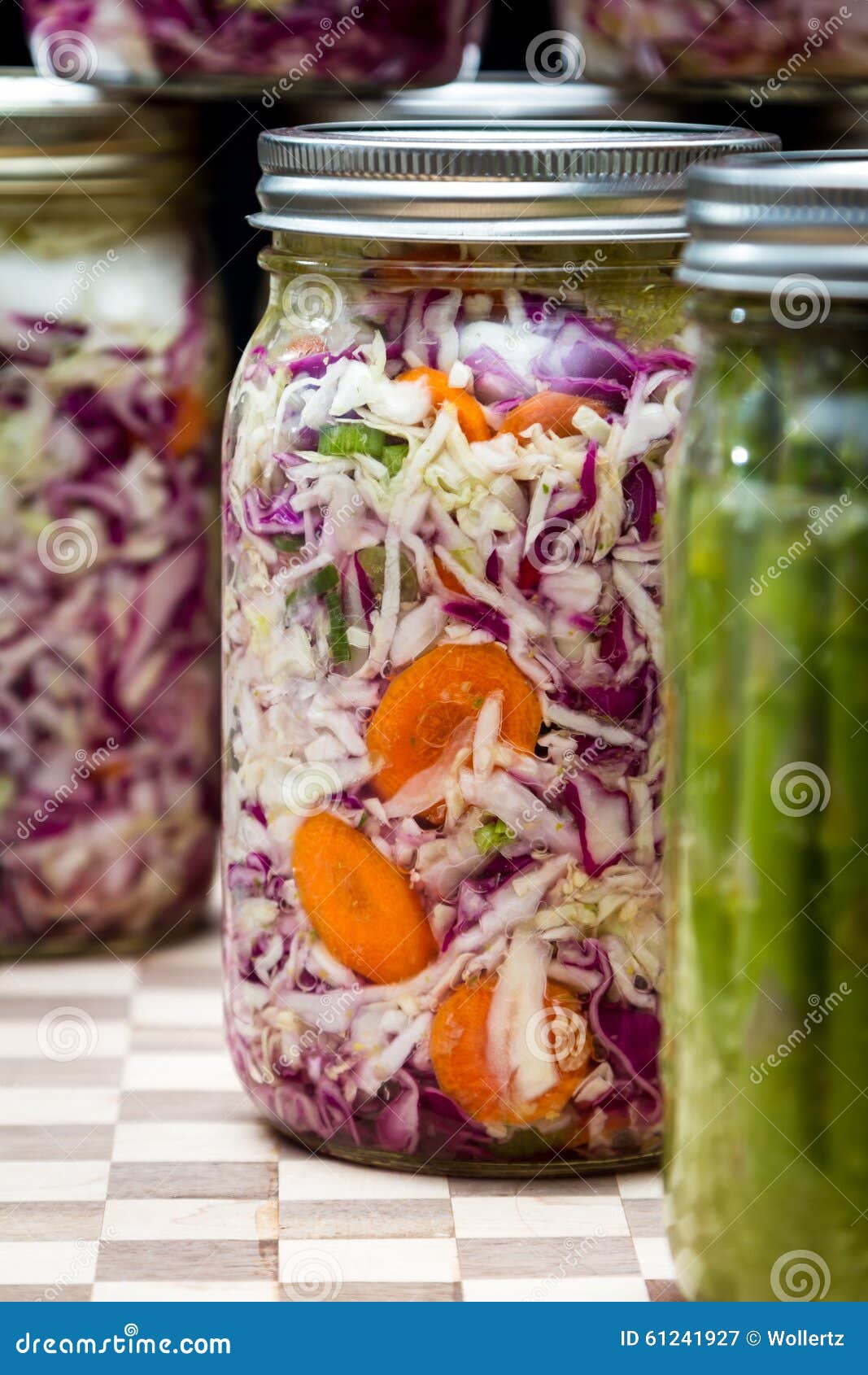 Verduras Fermentadas O Cultivadas Imagen de archivo - Imagen de ...