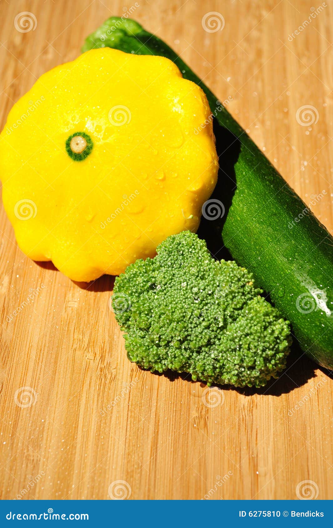 Verdure di estate fotografia stock. Immagine di acqua - 6275810