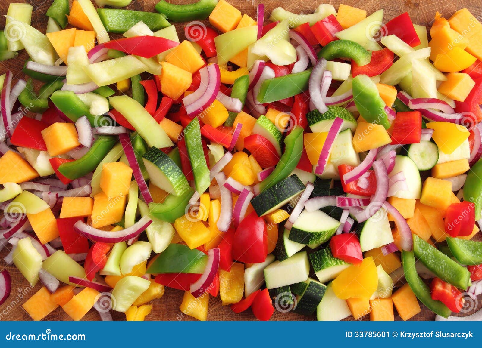 Verdure tagliate immagine stock. Immagine di paprica - 33785601