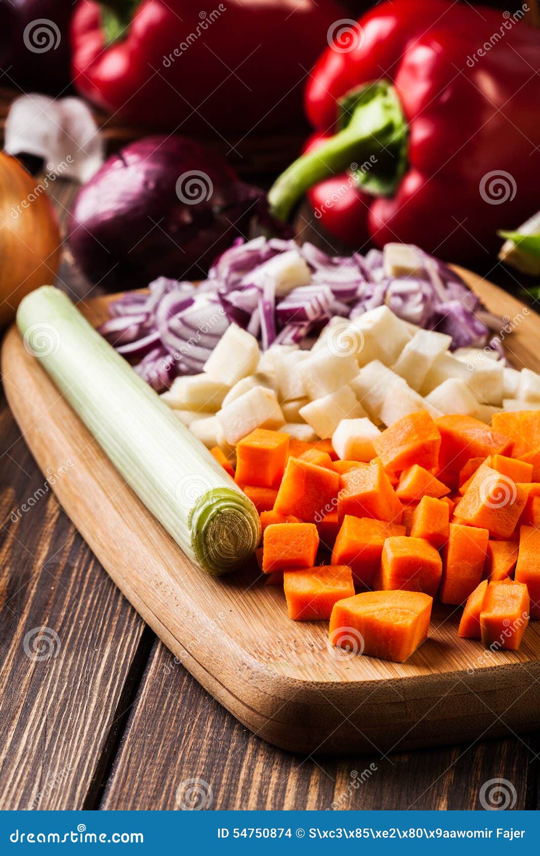 Verdure Tagliate: Carote, Prezzemolo E Cipolla Fotografia Stock ...