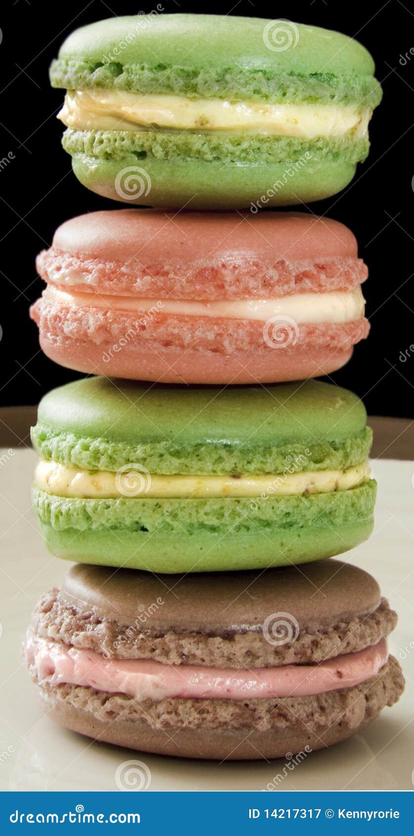 Vereinigte Farben Von Macaron Stockbild - Bild von köstlich, zucker ...