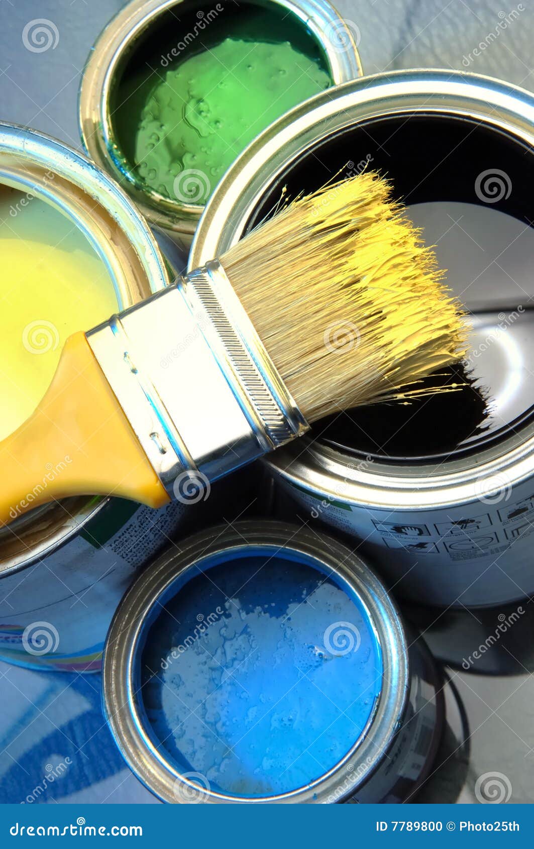 Verf stock foto. Image of verf, trek, borstel, bouw, doos - 7789800
