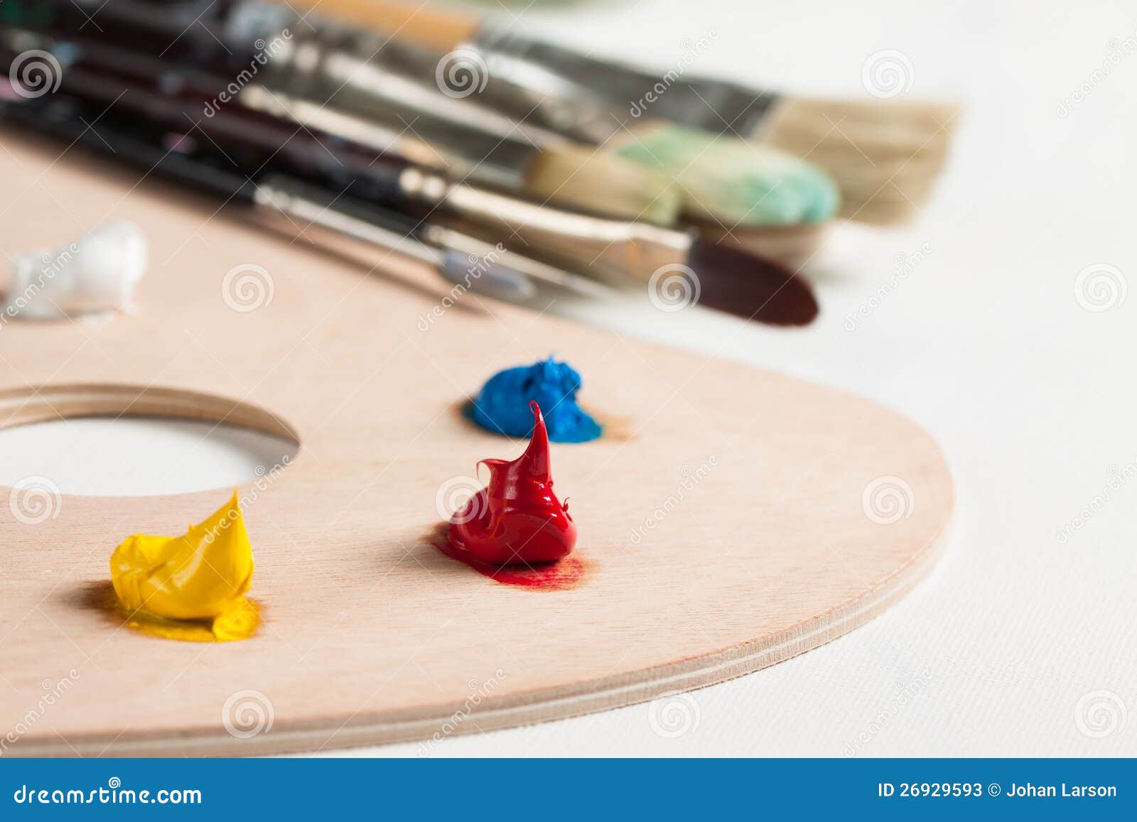 Verf En Verfborstels Op Pallette Stock Afbeelding - Image of onderwijs ...
