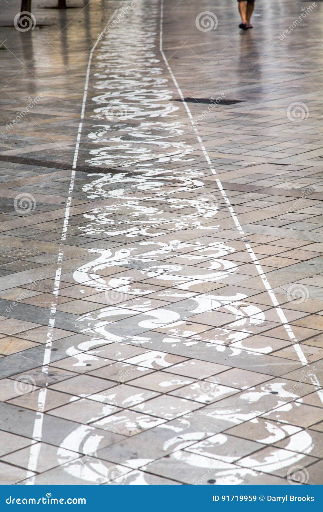 Verf Op De Oude Stoep Van De Steentegel Stock Afbeelding - Image of ...