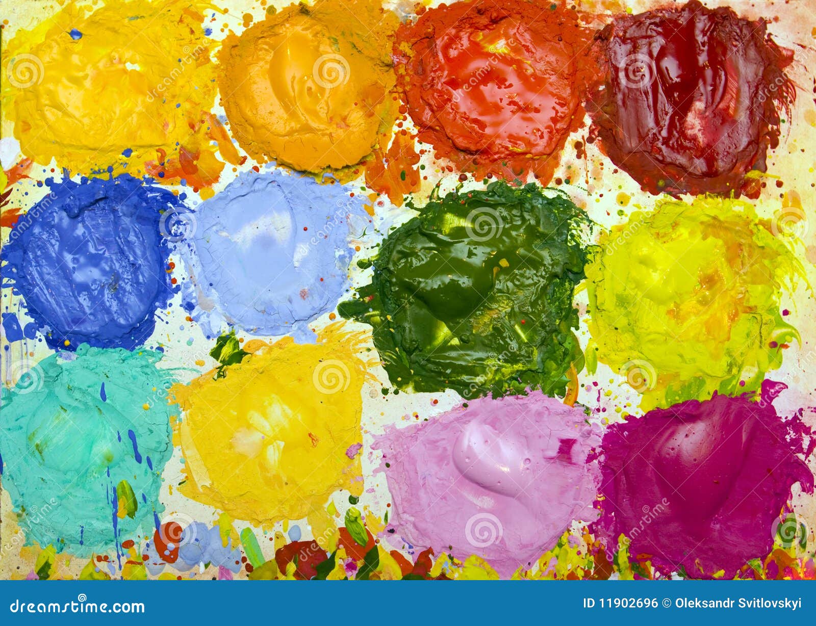 Verf op palet stock foto. Image of mengeling, geel, verfraai - 11902696