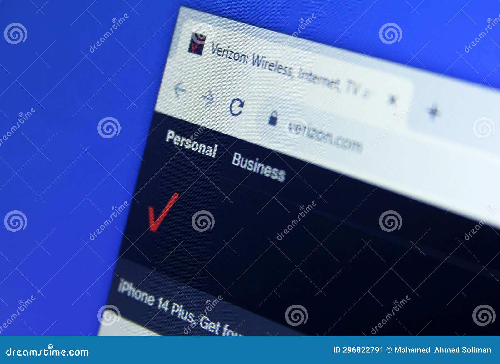 Verizon Telecommunications Company Editorial Photo - Image of popular ...