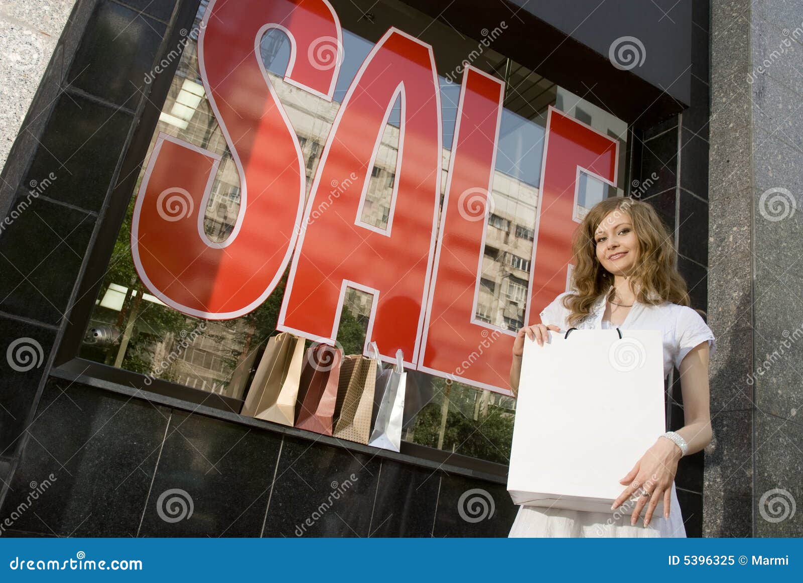 Verkoop! Foto. Afbeelding: 5396325