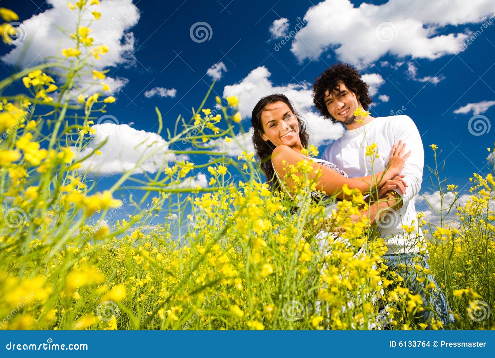 Verliefd paar stock foto. Image of vriend, hemel, affectie - 6133764