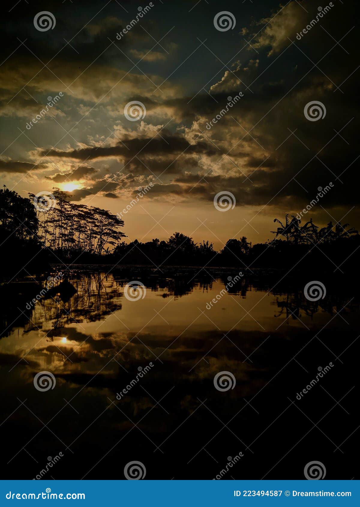 Vermillion Village Sunset in Summe Afternoon Stock Image - Image of ...