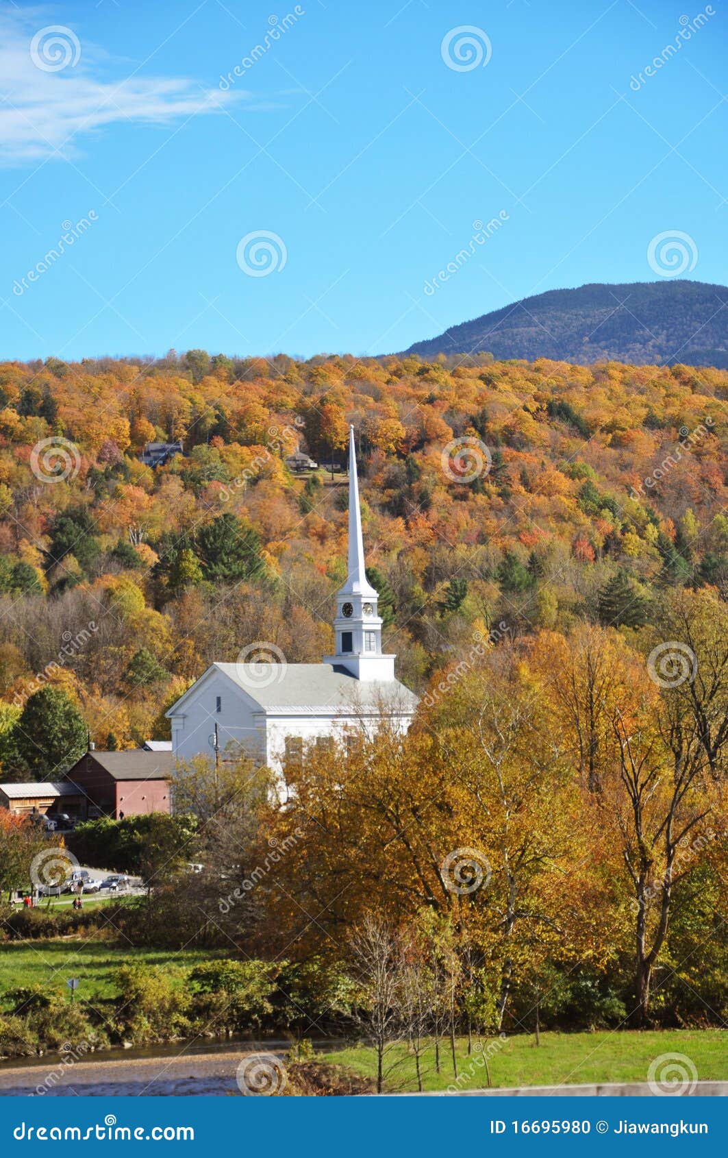 Vermont Church and Fall Foliage Stock Photo - Image of natural, color ...
