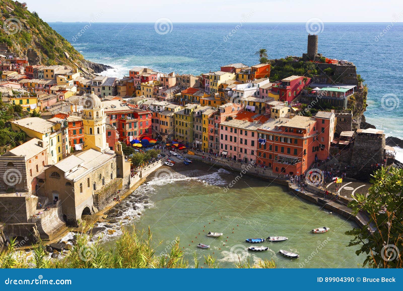 Vernazza, Cinque Terra, Italy Editorial Image - Image of boats, liguria ...