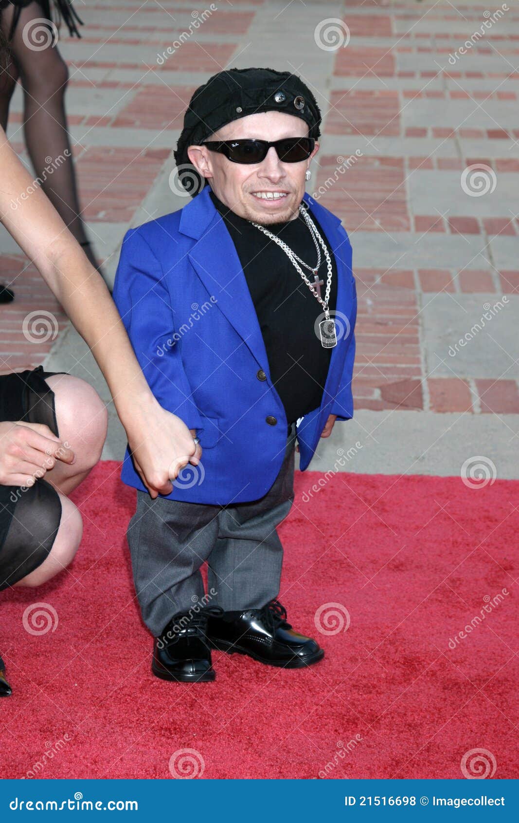 Verne Troyer editorial stock photo. Image of hall, 2008 - 21516698