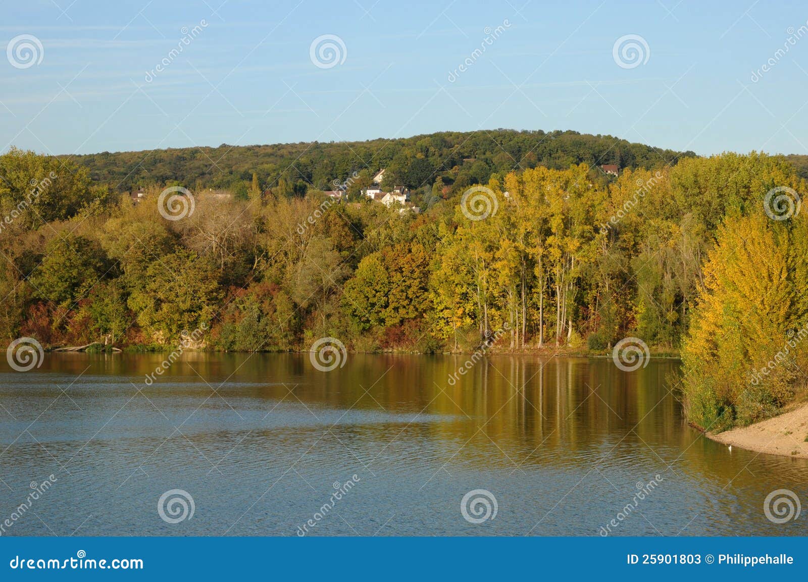 Verneuil sur Seine stock image. Image of bank, seine - 25901803