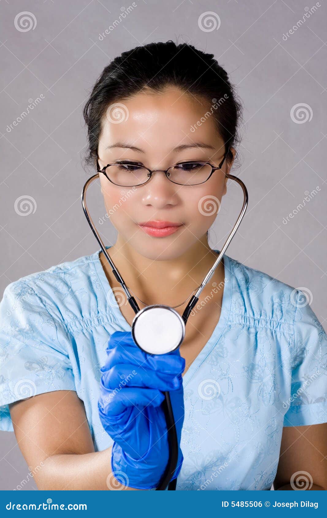 Verpleegster stock foto. Image of latijns, gever, gezondheid - 5485506