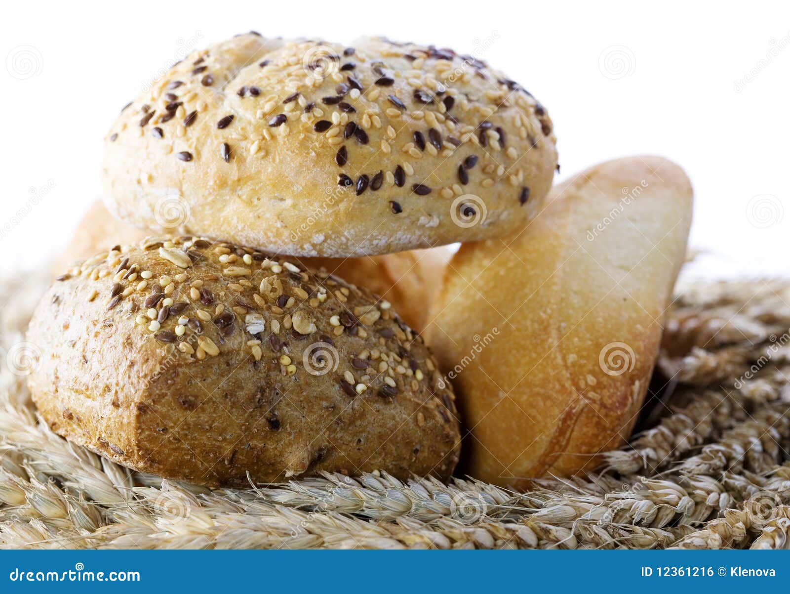 Vers brood stock foto. Image of tarwe, ronde, voorwerpen - 12361216