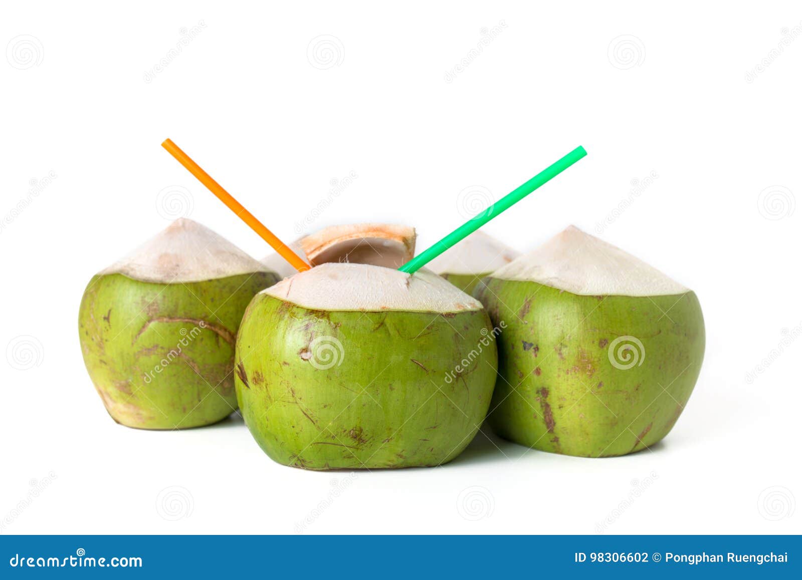 Vers Kokosnotenwater Met Kokosnoot Stock Foto - Image of water ...