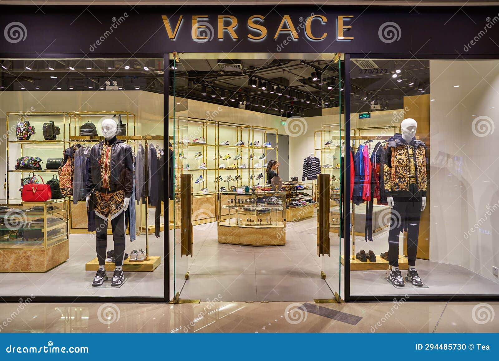 Versace store in Shenzhen editorial image. Image of sign - 294485730