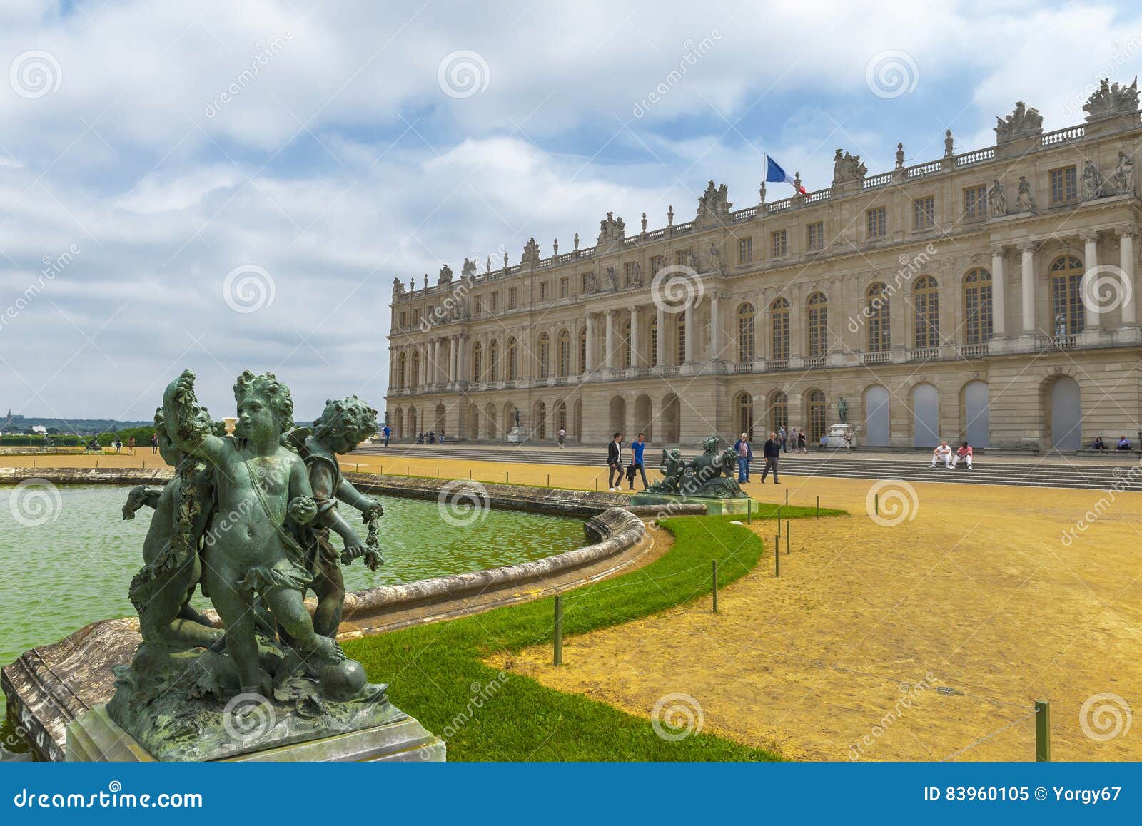 In Versailles park editorial image. Image of sightseeing - 83960105