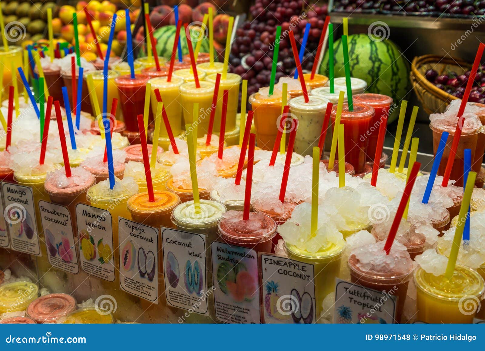 Verscheidenheid Van Vruchtensappen Stock Foto - Image of voedsel, markt ...
