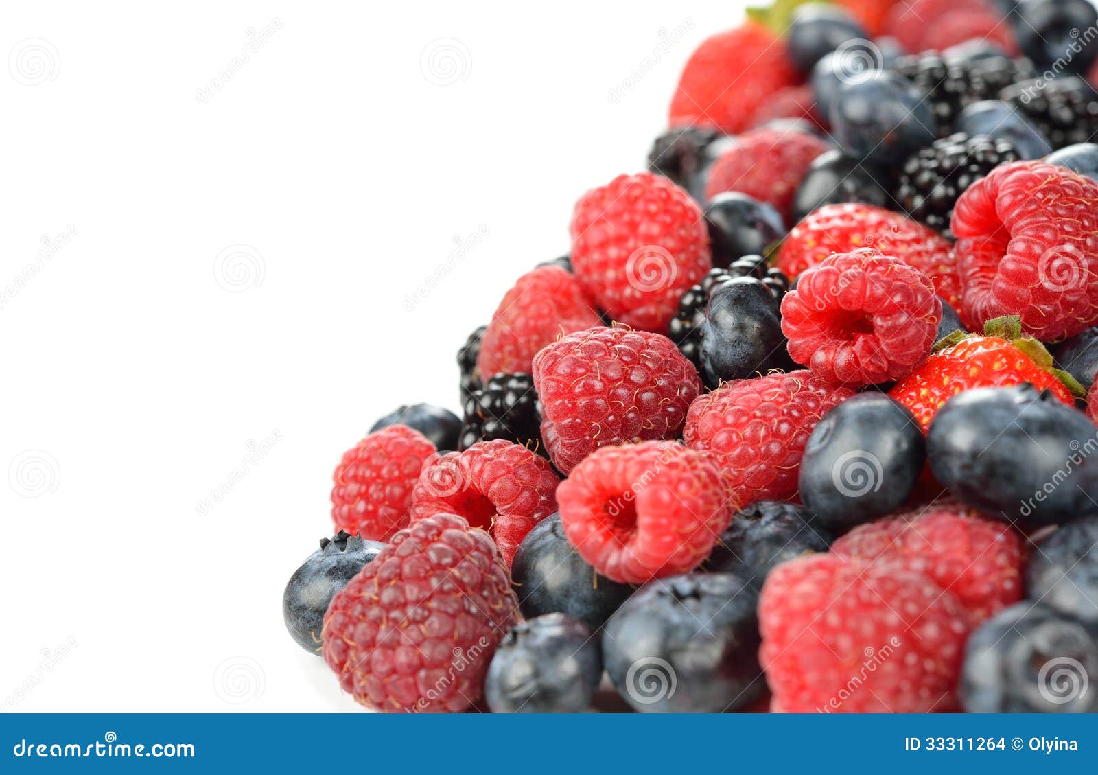 Verschiedene Beeren stockfoto. Bild von reif, frisch - 33311264