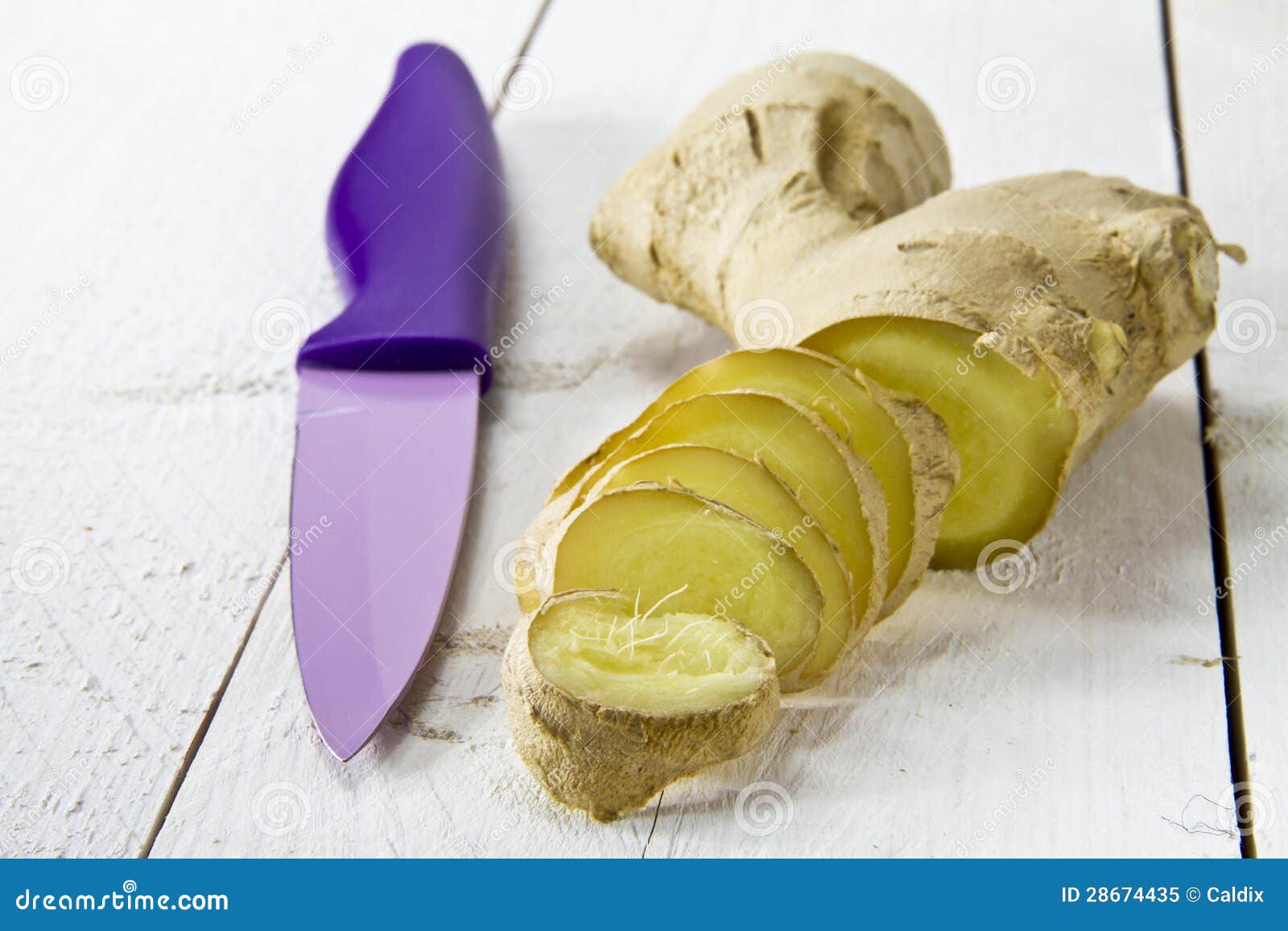 Verse gember stock afbeelding. Image of energie, gember - 28674435