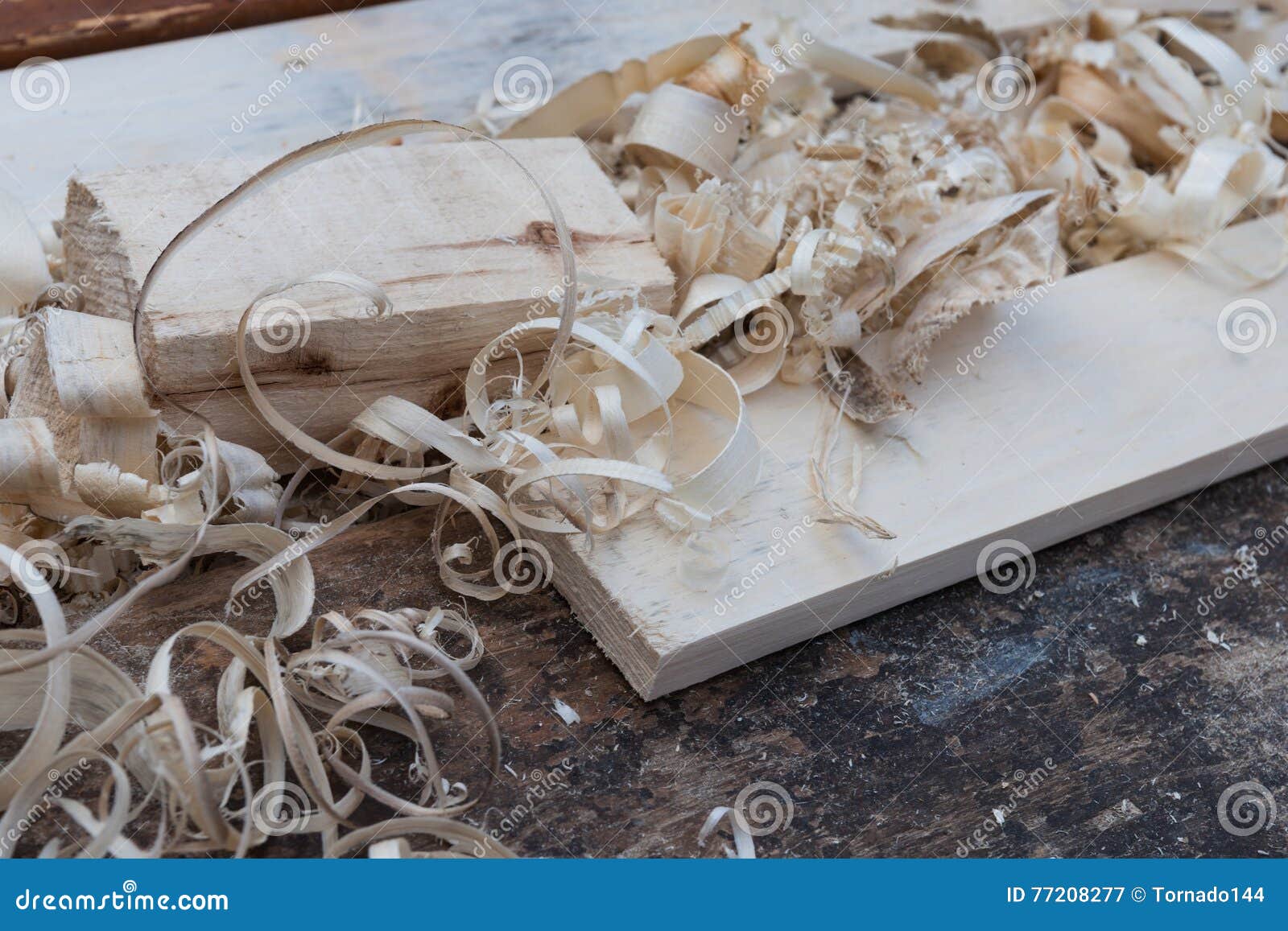 Verse Houten Spaanders En Planken Stock Afbeelding - Image of opslag ...