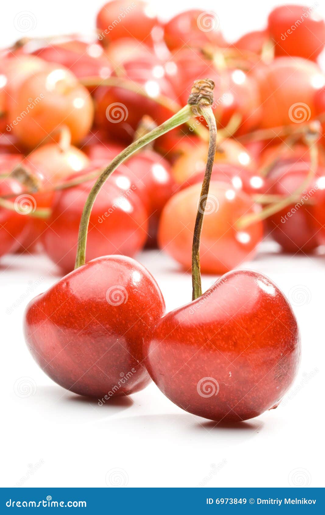 Verse kers stock afbeelding. Image of achtergrond, eetbaar - 6973849