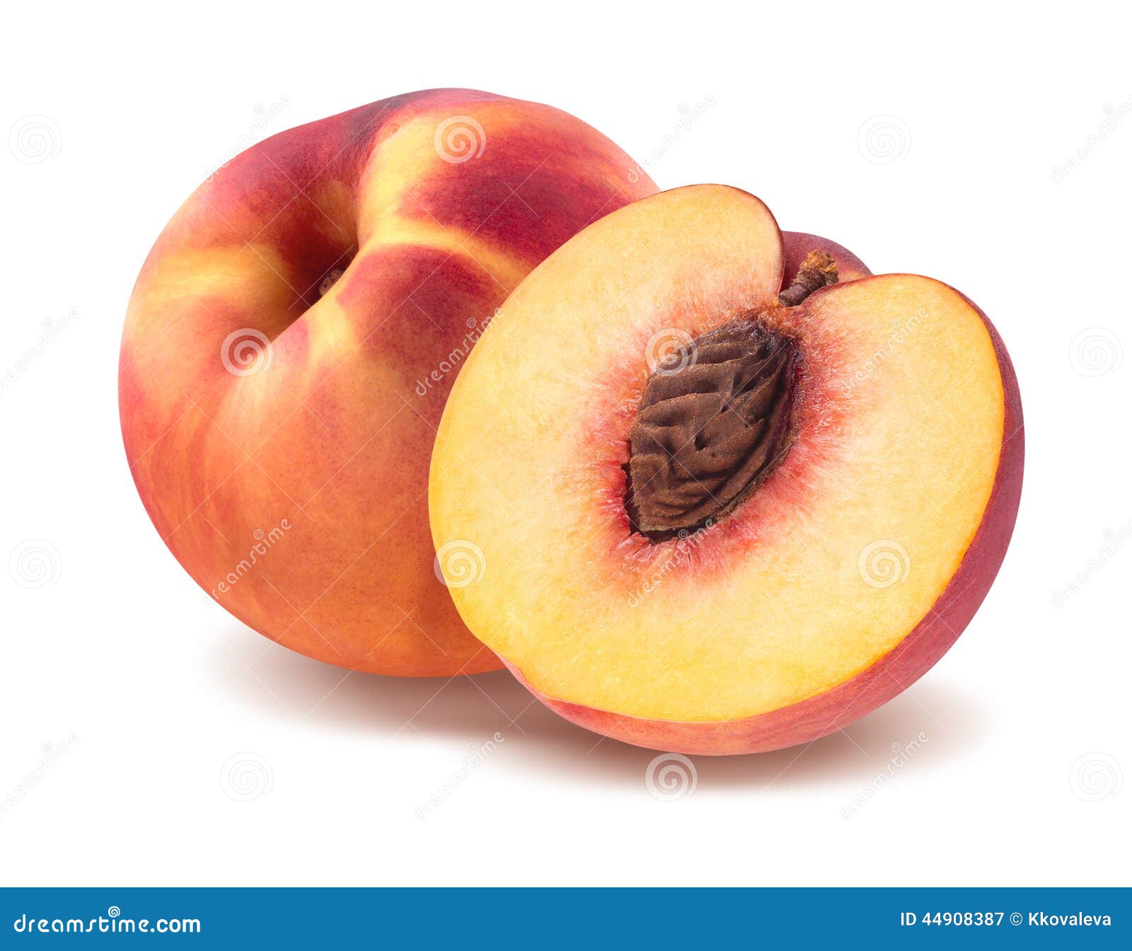 Verse Perzik En Half Geïsoleerd Op Witte Achtergrond Stock Afbeelding ...