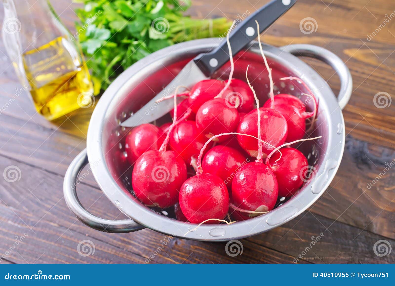 Verse Radijs stock afbeelding. Image of radijs, salade - 40510955