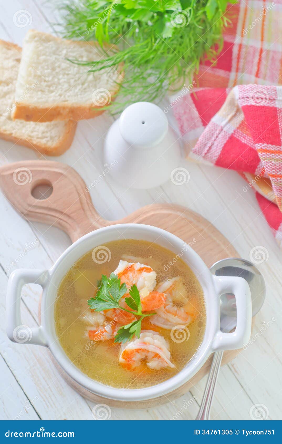 Verse soep stock afbeelding. Image of gedeelte, klassiek - 34761305