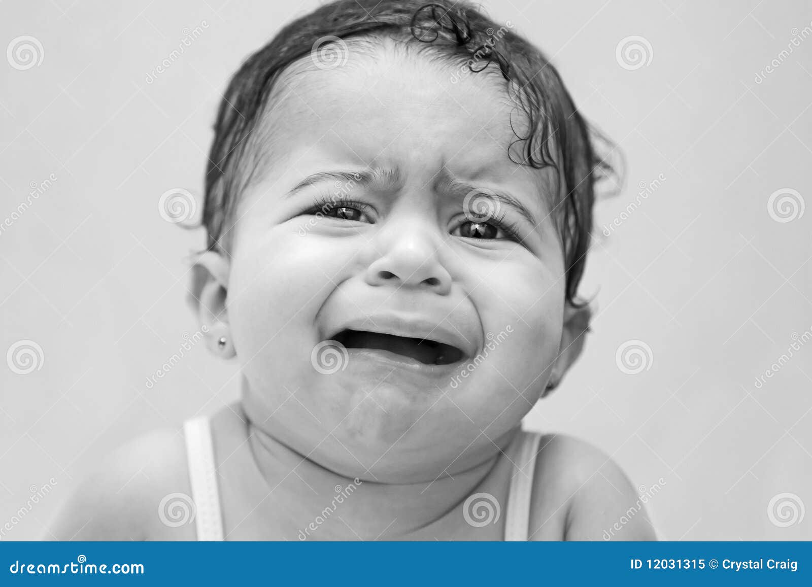 Verstoorde En Verontruste Baby Stock Afbeelding - Image of expressief ...